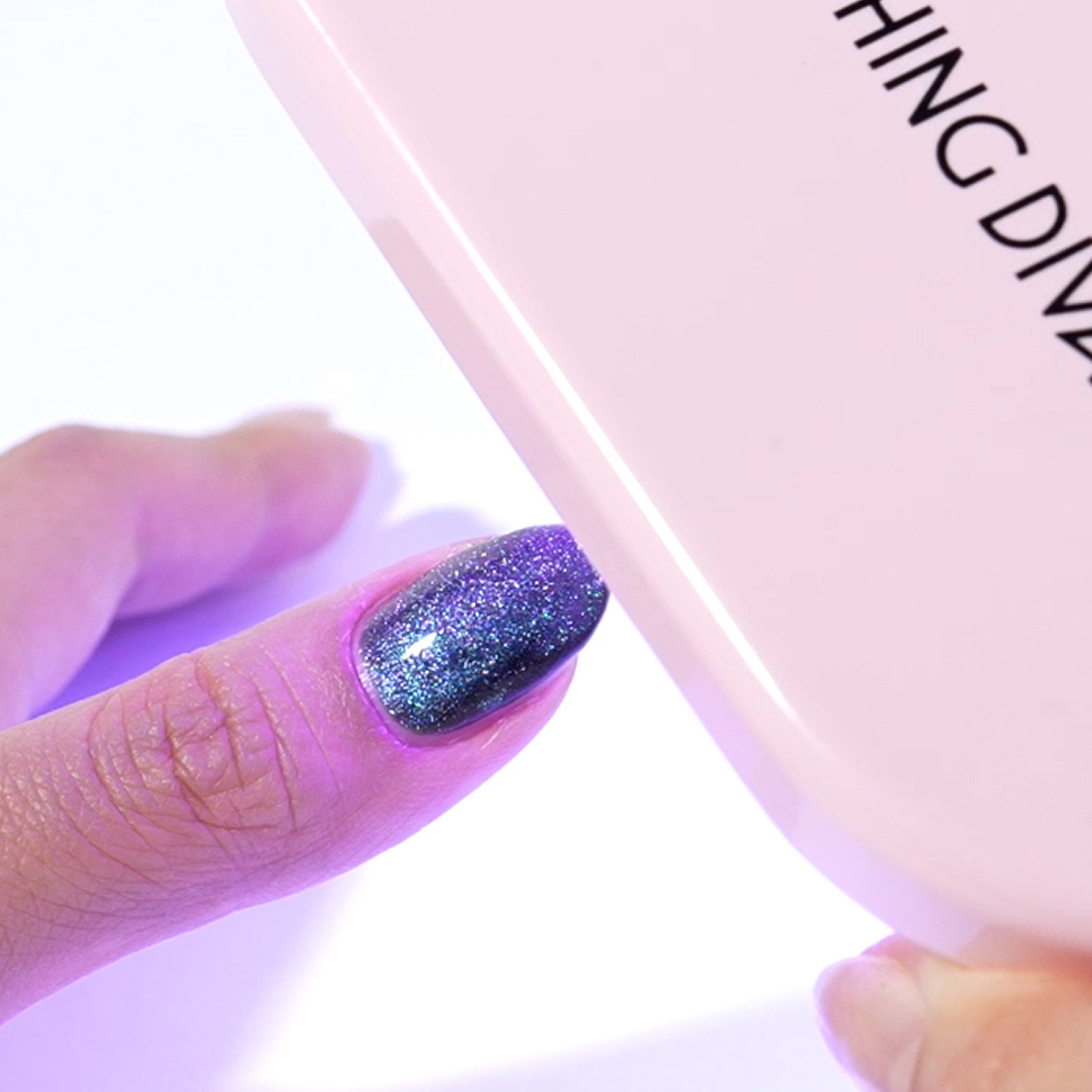 Magnetic Iridescent Topper – One Gel Silver Shimmer Polish – Dashing Diva